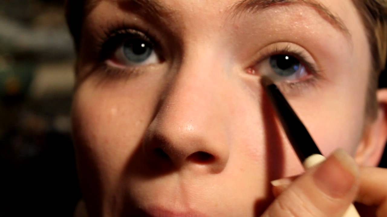 Christina Hendricks Makeup Tutorial | Makeupview.co