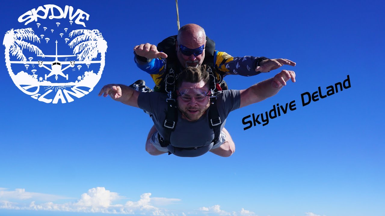 Eric goes SKYDIVING! - YouTube