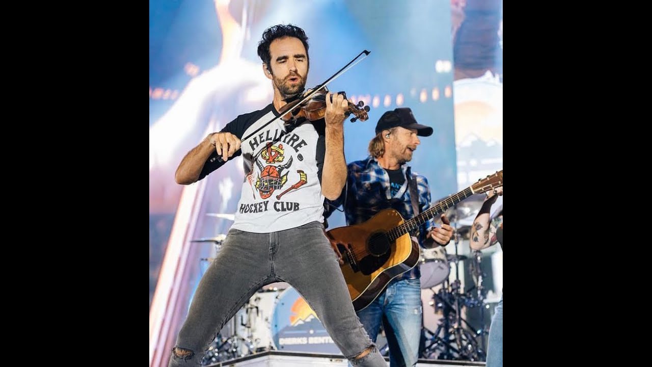 Tim Hurley - I'm with the Band (featuring Dan Hochhalter) - YouTube