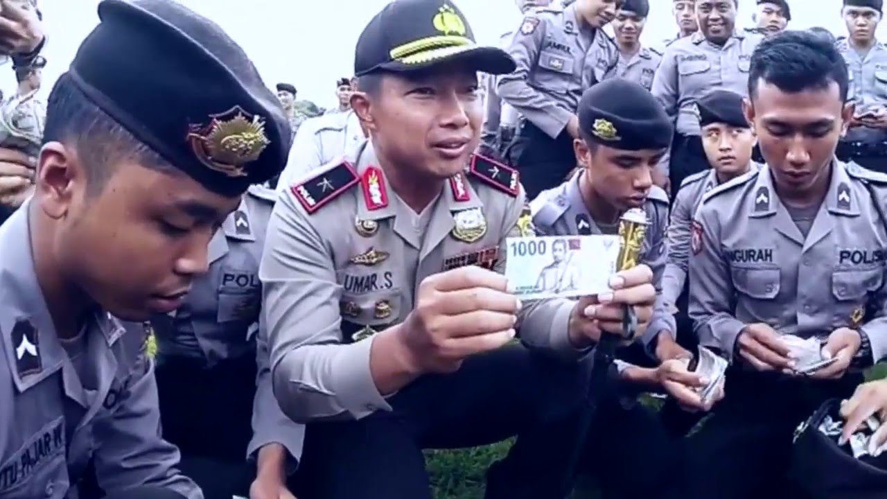 POLISI SERIBU RUPIAH - YouTube