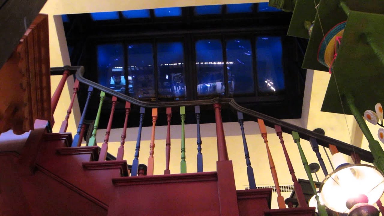 Weasleys' Wizard Wheezes Fireworks Skylight Harry Potter Diagon Alley ...