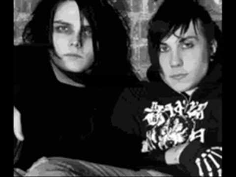 Gerard Way: SHOES - YouTube