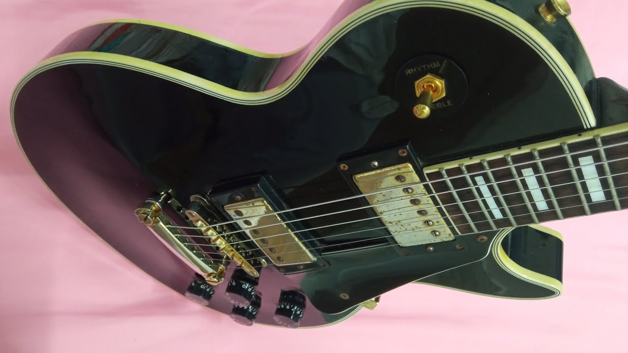 maison guitar - YouTube