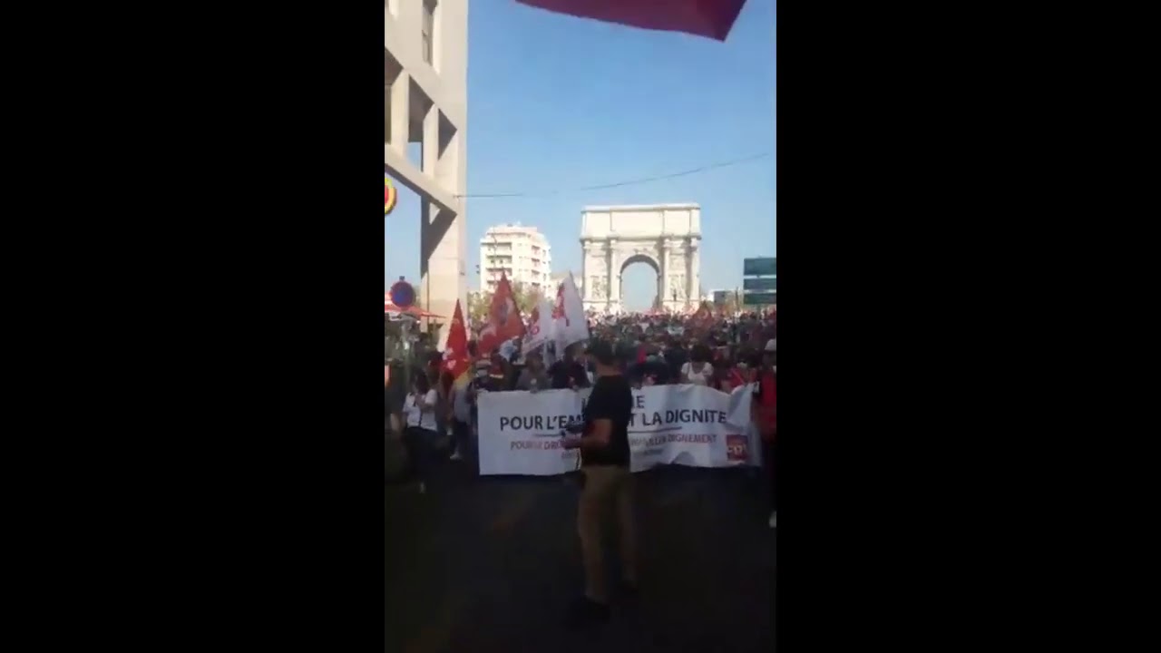 ΣΤΙΓΜΙΟΤΥΠΟ ΑΠΟ ΤΗΝ ΑΠΕΡΓΙΑΚΗ ΣΥΓΚΕΝΤΡΩΣΗ ΣΤΗ ΜΑΣΣΑΛΙΑ - YouTube