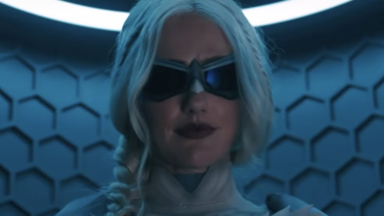 Dove (Titans S02) scenes - YouTube