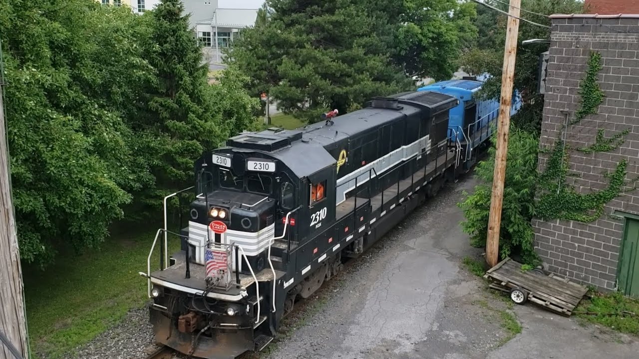 Rooftop view of Finger Lakes Railway #2310 & #1943 7/5/23 - YouTube