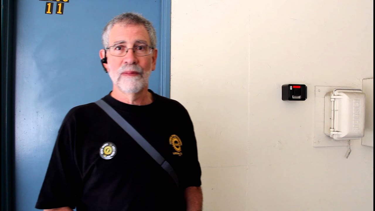 UAW 2350 member Teven Laxer on the CSUEU Strike - YouTube