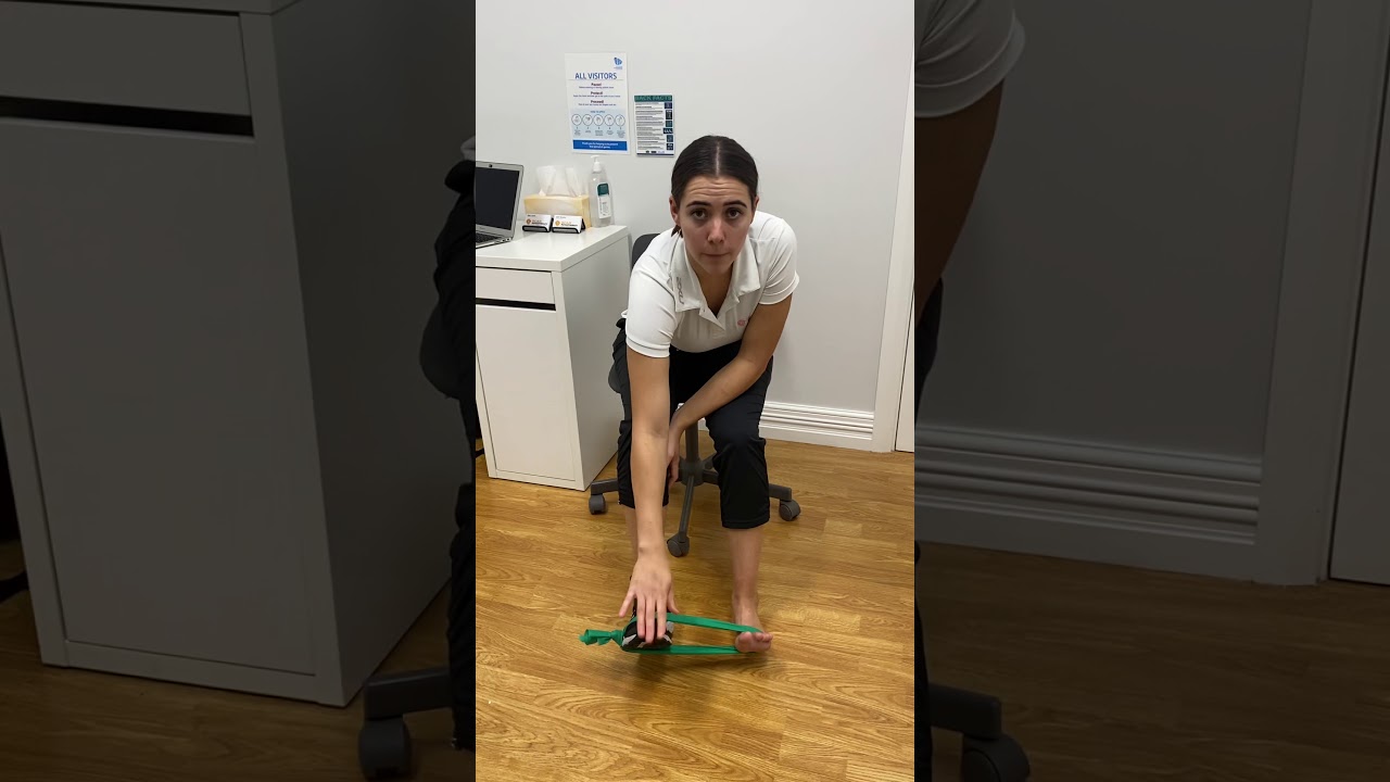 Ankle Eversion_Theraband - YouTube