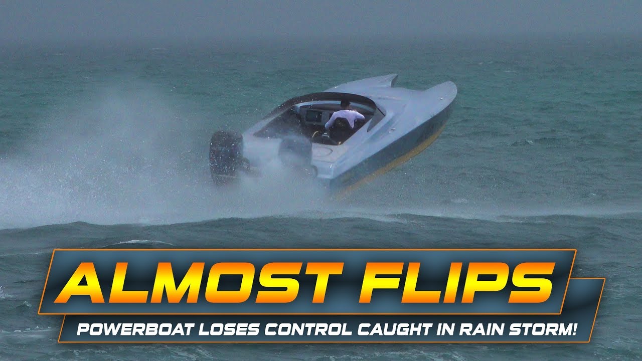 POWER BOAT LOSES CONTROL ALMOST FLIPS | Haulover Inlet - YouTube
