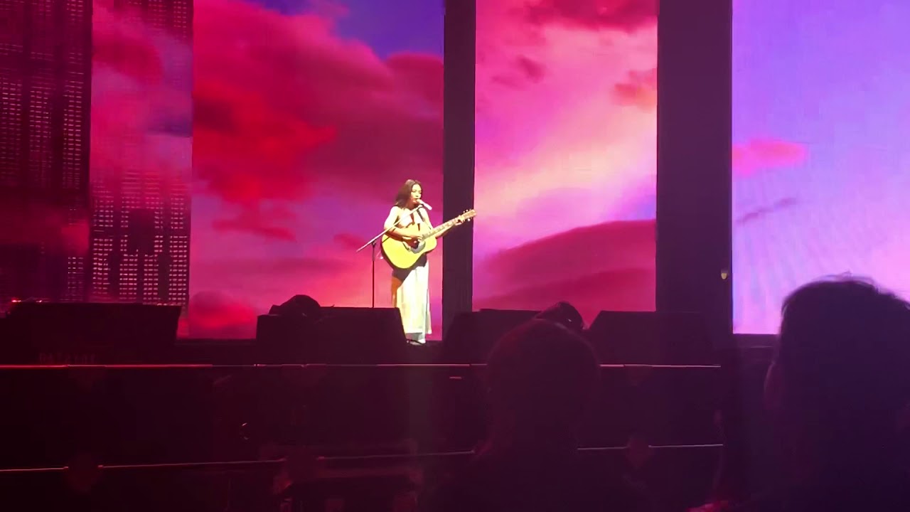 JENNIE(제니)- Best Part [Special Stage, Daniel Caesar cover] (Live in ...