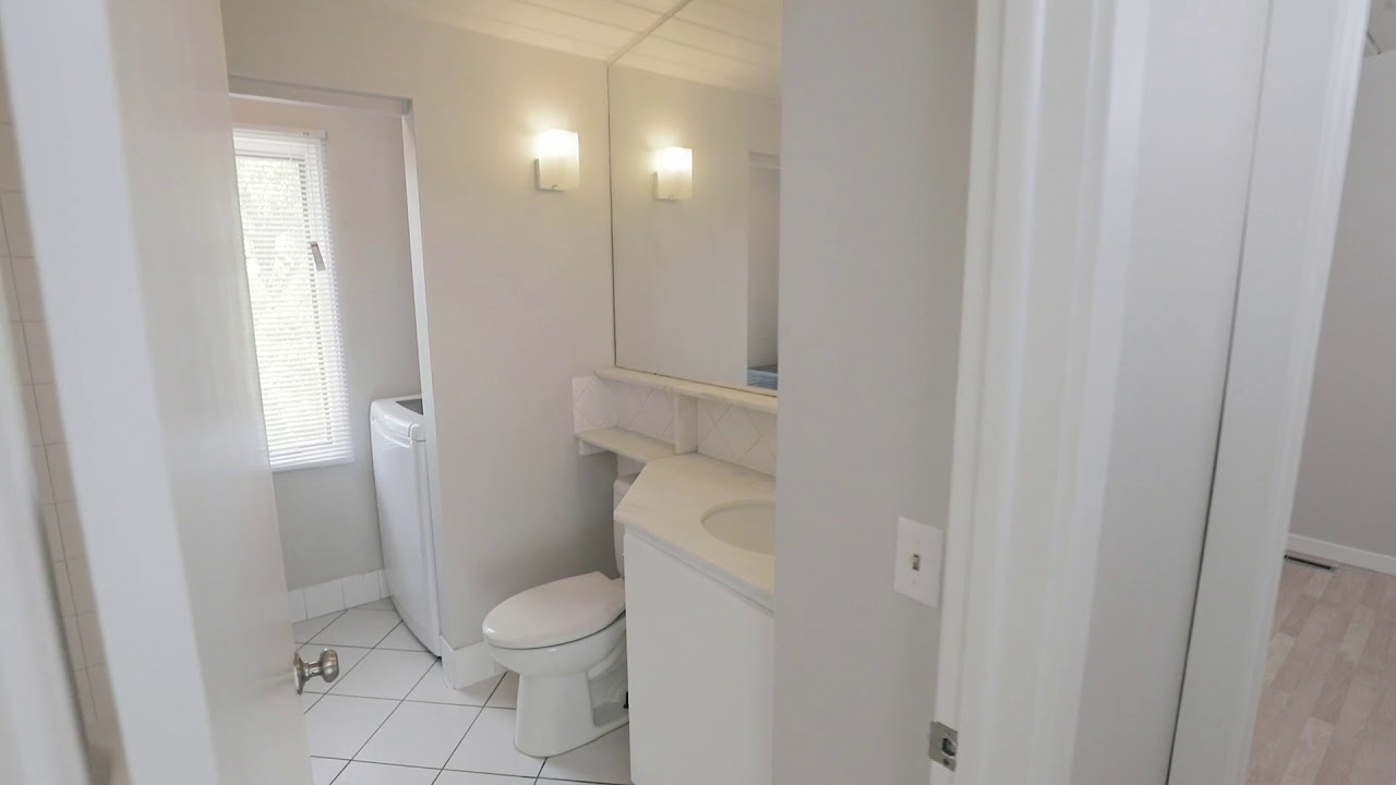 643 W Lakeshore Drive in Lincoln Nebraska - gocentury.com - 2BD 2BA ...