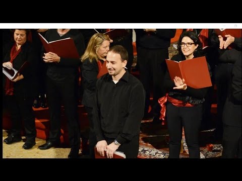 Zagalejo de perlas (Javi Cote) Coral Polifónica Sagrada Familia - YouTube