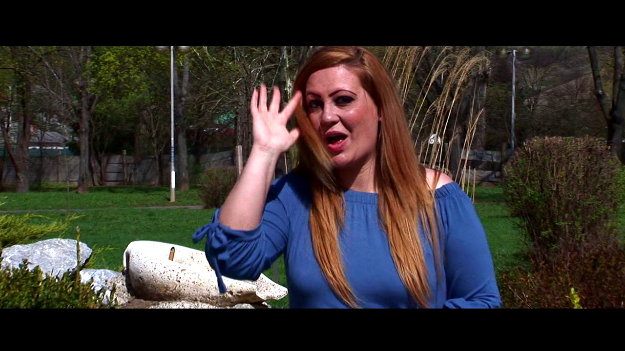 Katica - Kis baj-nagy baj (Official music video) - YouTube