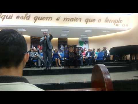 C ta todo bonitinho mais a cama tem que carregar.