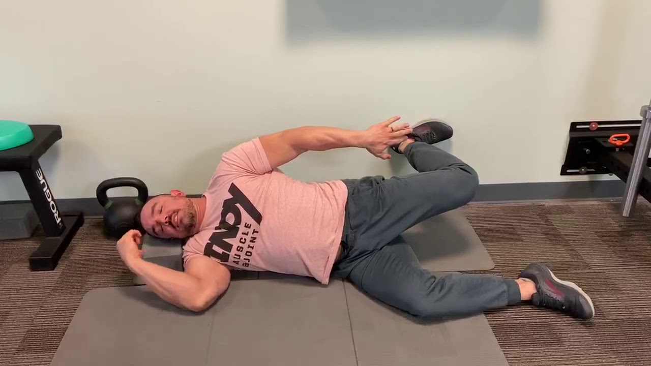 Side-lying hip extension - Hip Flexor Stretch - YouTube