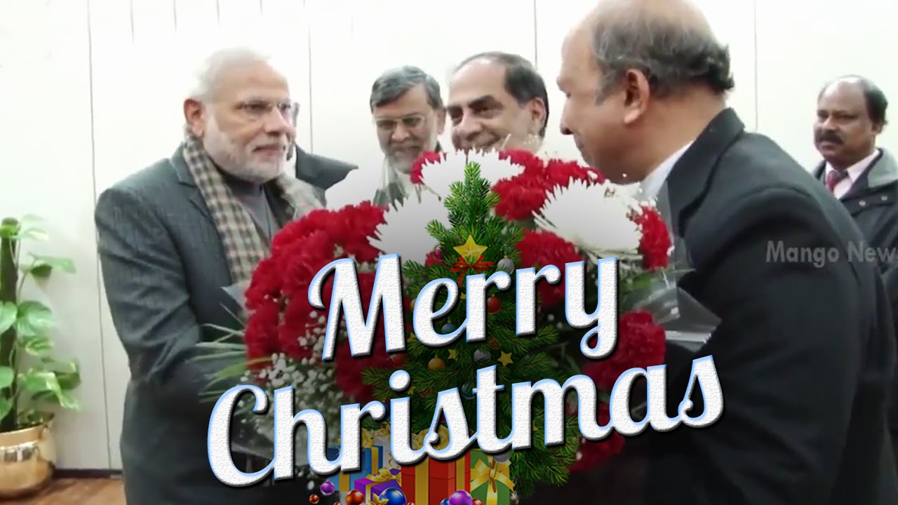 PM Modi greeted by Delegates on Christmas eve - YouTube