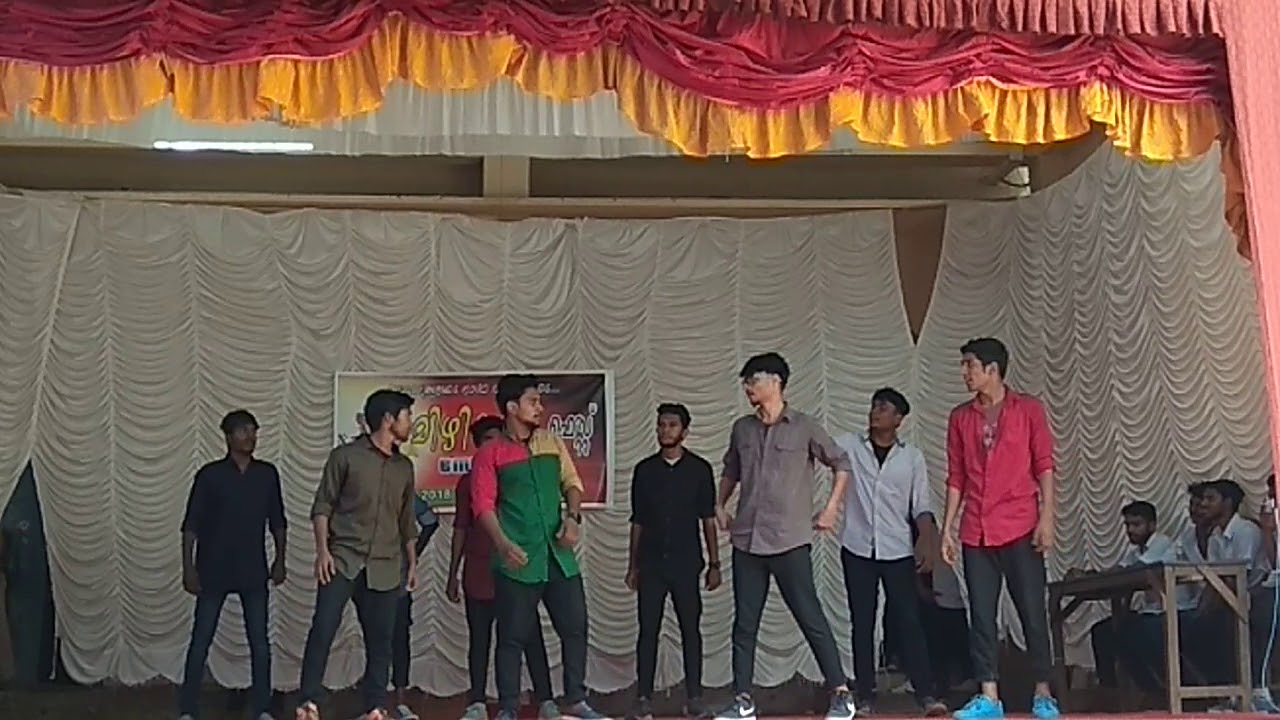 2K18 GOVT ITI CHALAKKUDY GANjA DANCE BY EMECH - YouTube