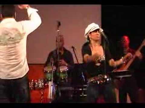 Danny Lozada en Cocomo's San Francisco June 15th, 2007 - YouTube