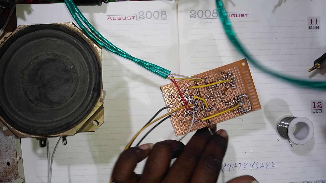 Mono audio circuit - YouTube