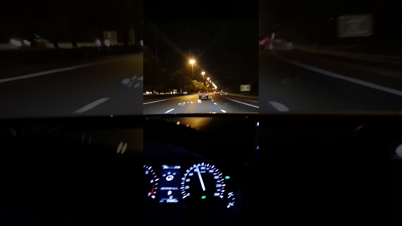 Driving while raining at night - YouTube