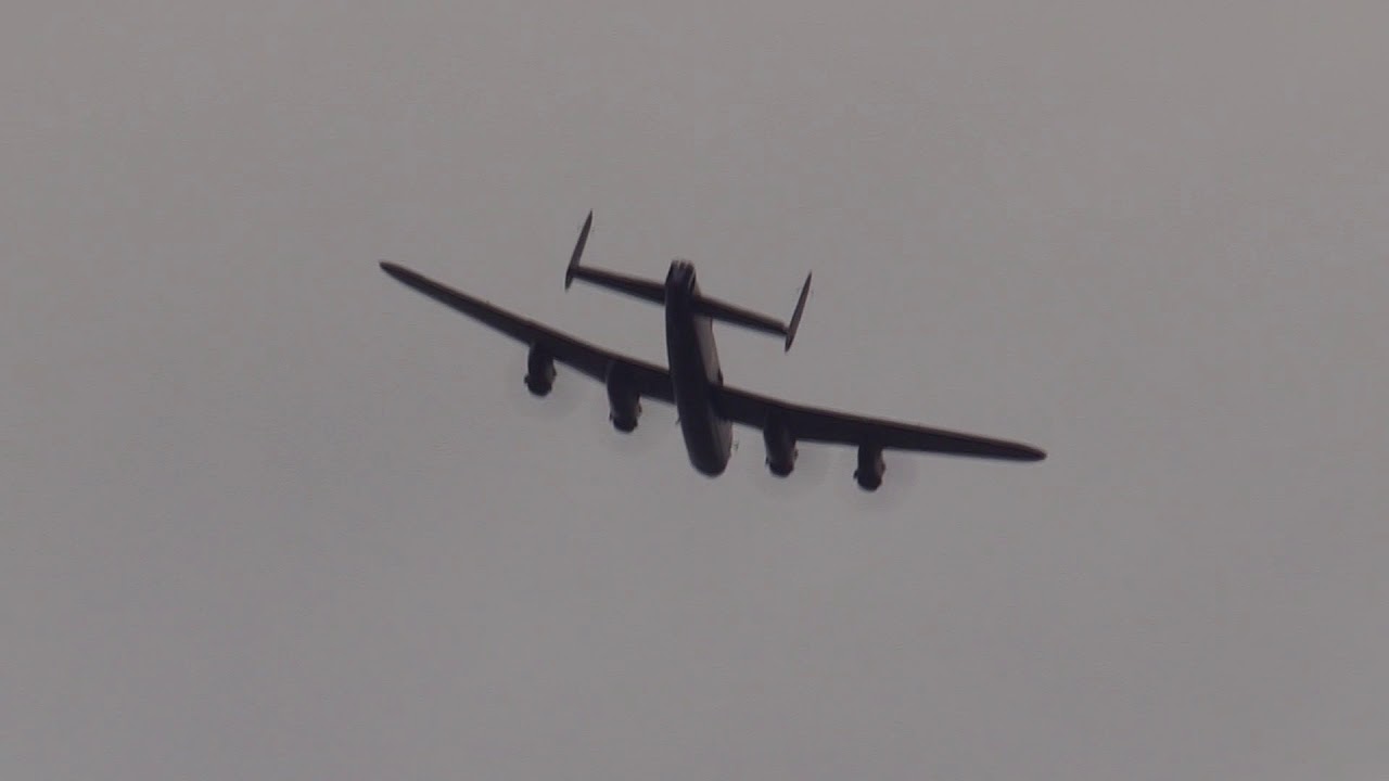 Avro Lancaster B1 PA474 Flypast at RAF Museum Hendon Armed Forces ...