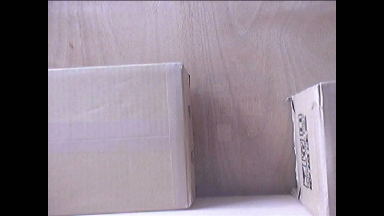 Doctor Who Kit Airfix TARDIS materialises - YouTube