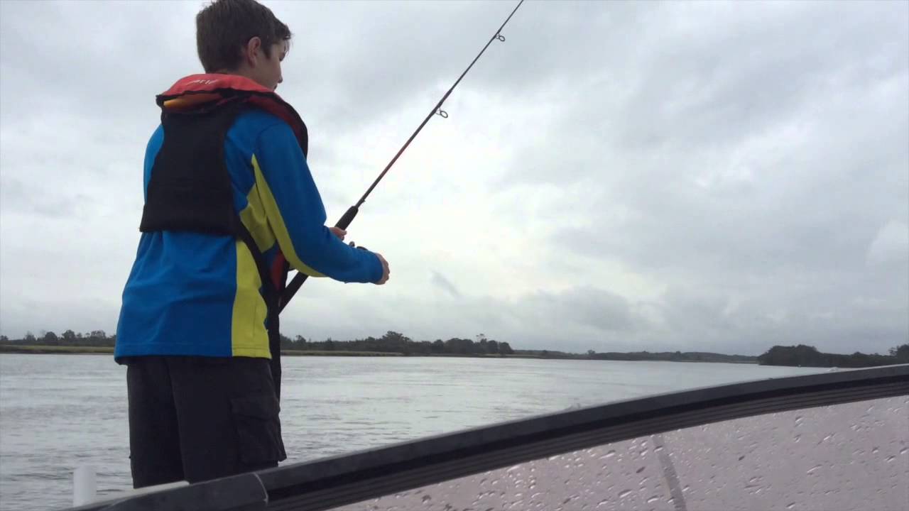 Fishing at Greenwell Point - YouTube