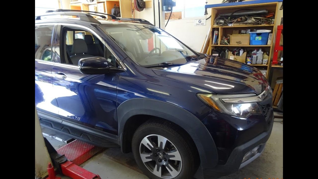 Honda Ridgeline Rear diff fluid - YouTube