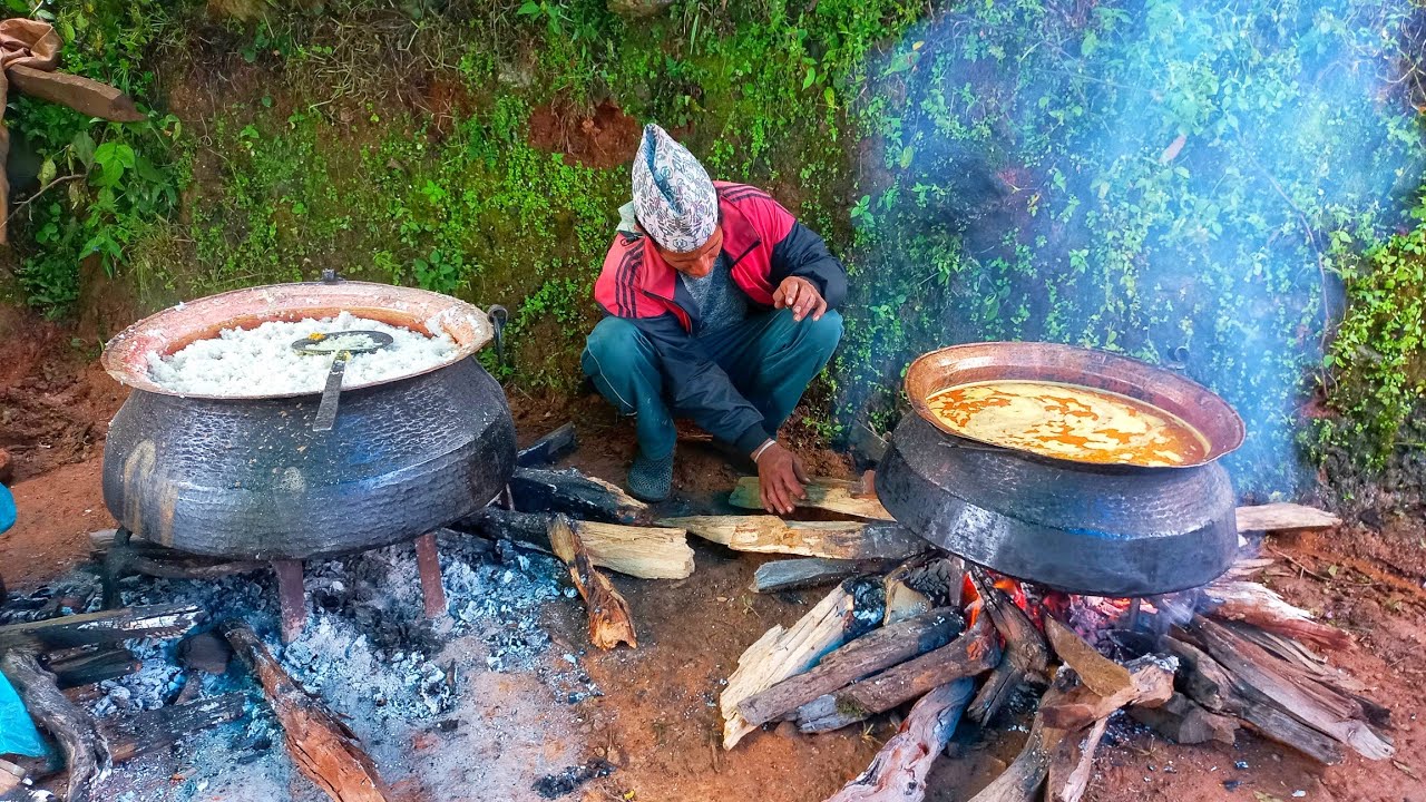 organic Nepali Mountain Village cooking Food ||Nepali village kitchen ...