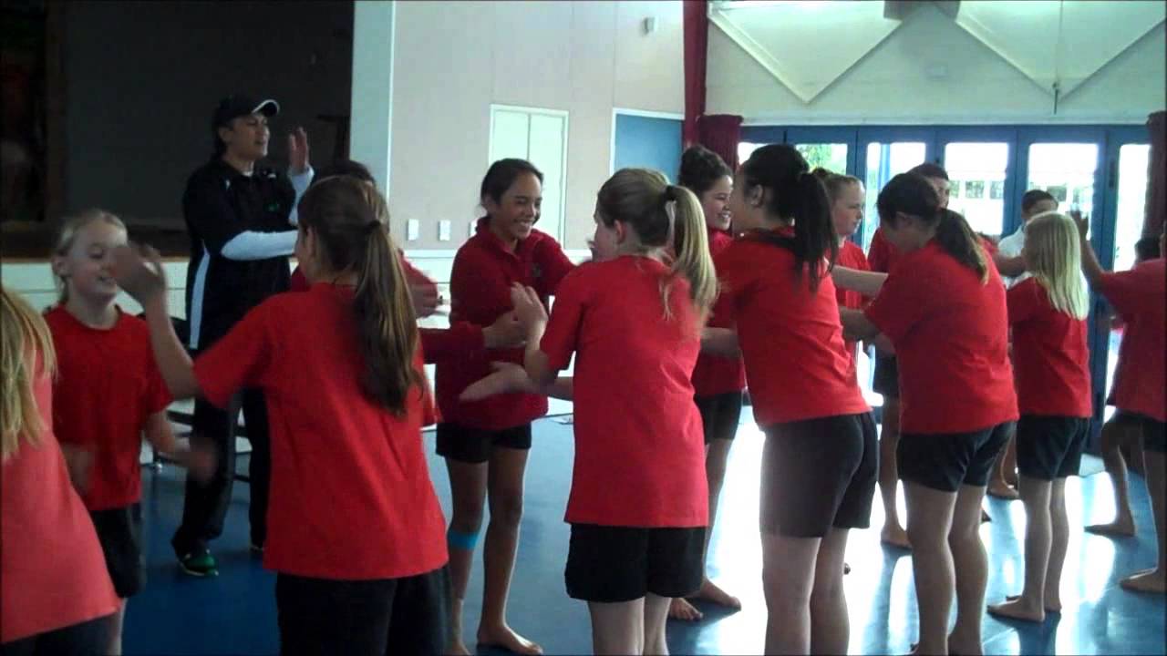 Maori games with KC - YouTube