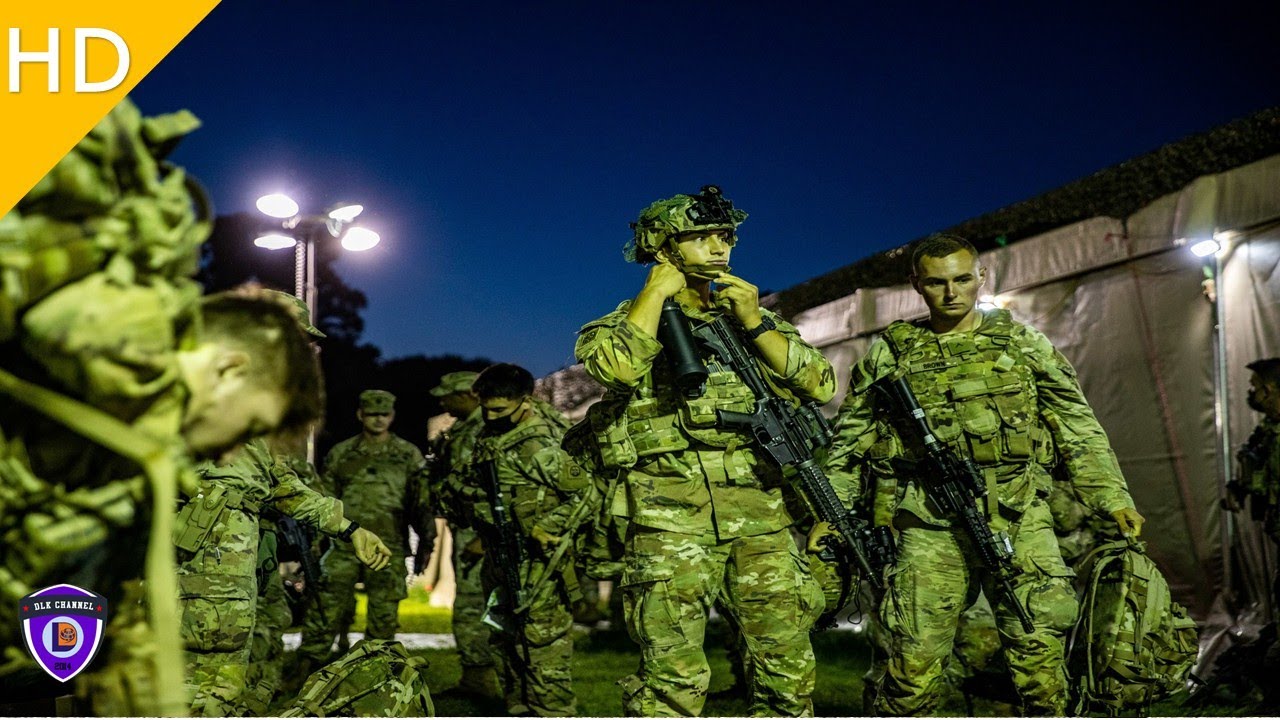 U.S. Paratroopers 82nd ABN Immediate Response Force Deploys To ...