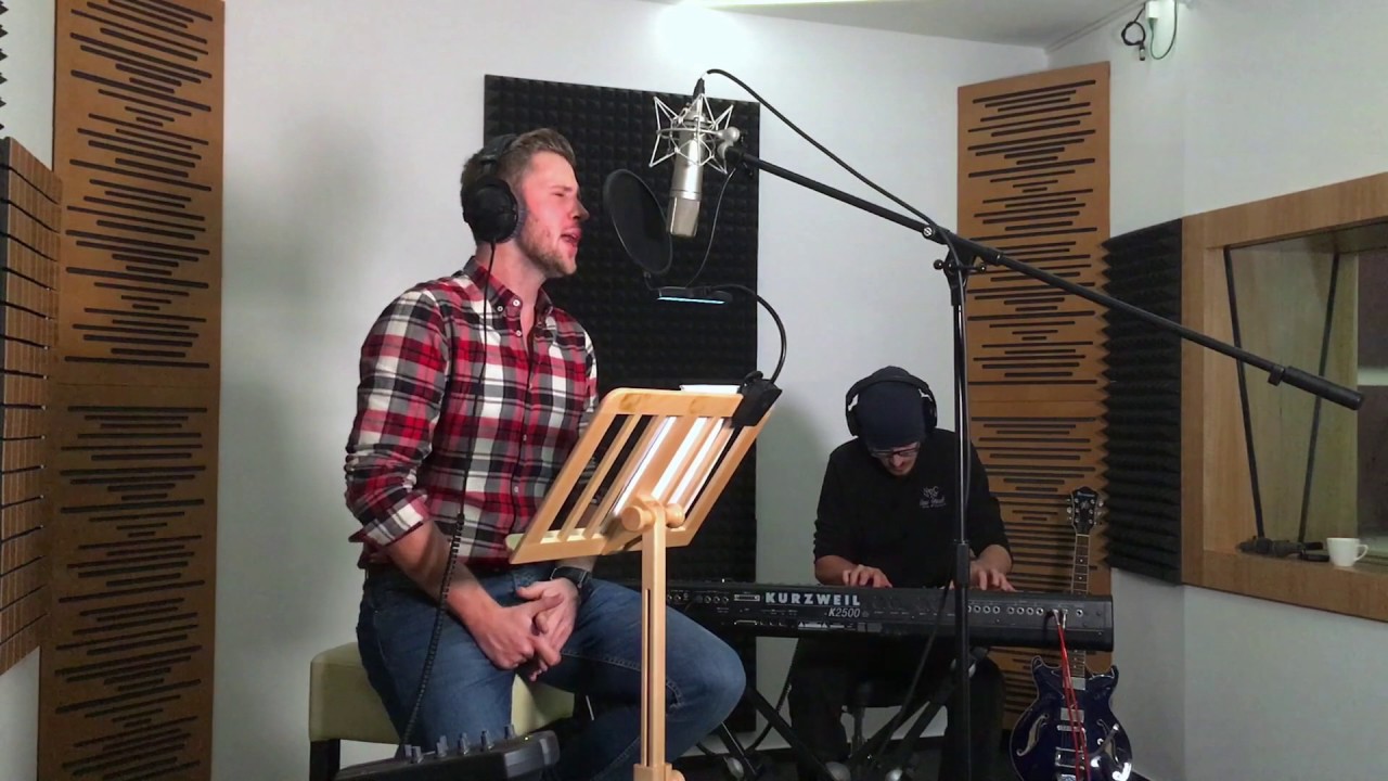 Denis Lacho feat. Adam Hudec - Silent Night (Live) - YouTube