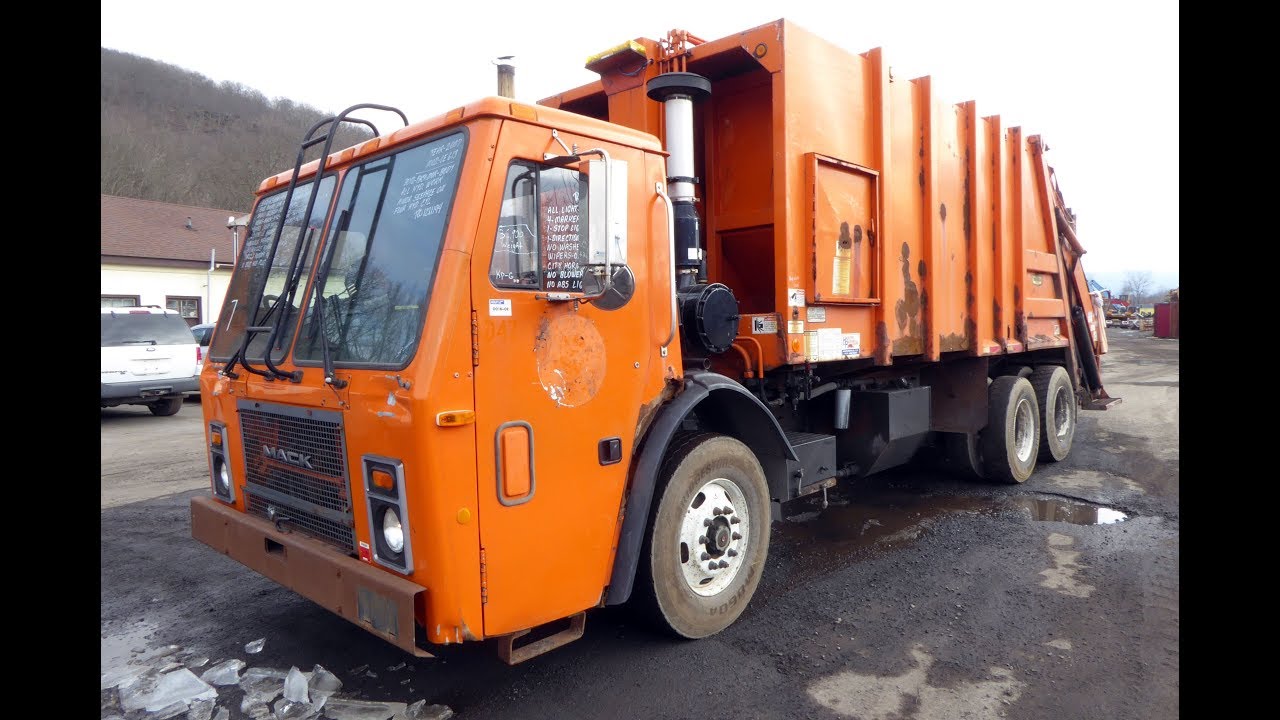 2007 Mack LE612 Tandem Axle Rear Load Packer Truck - TRO 1231194 - YouTube