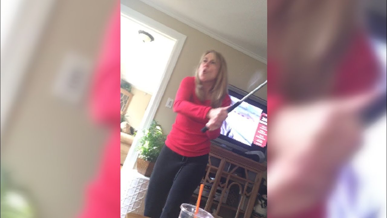Girl Tries Indoor Golf Fail - YouTube