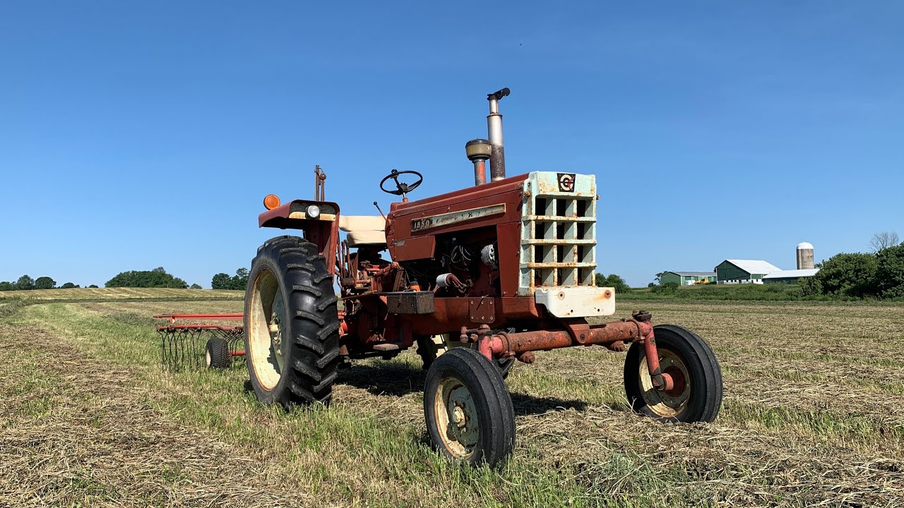 Cockshutt 1550: Raking Hay 2022 - YouTube