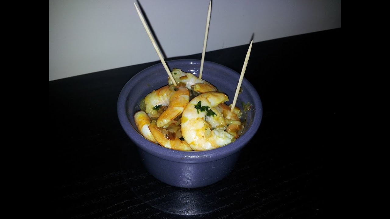 TAPAS - Crevettes sautées à l'ail - LA BOITE A RECETTES - YouTube