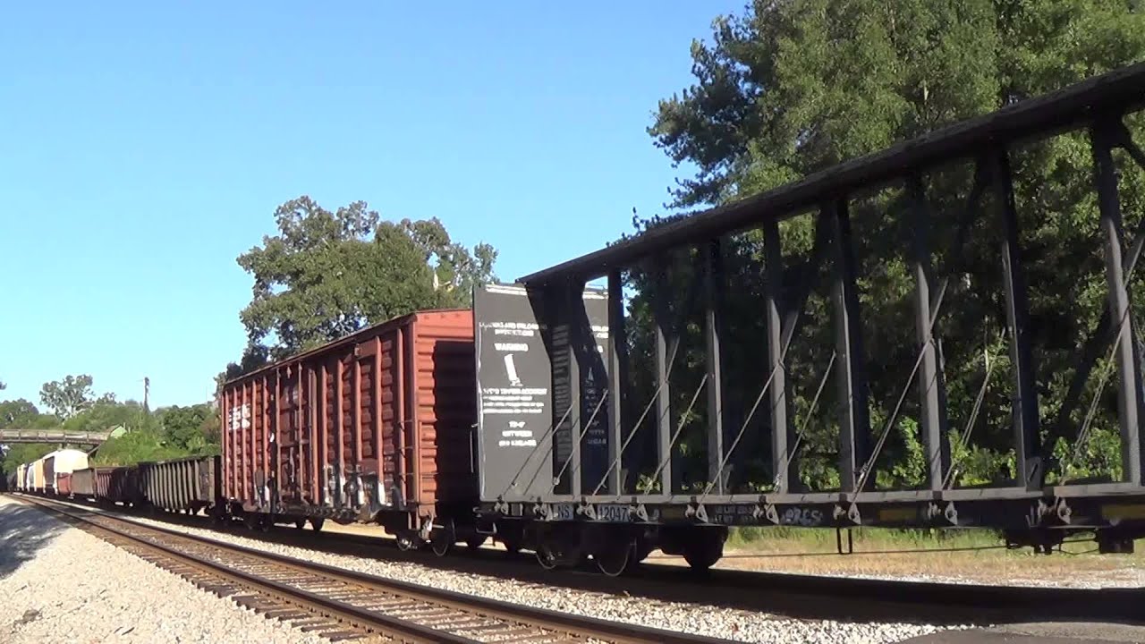 HD: NS 8377 leads NS Train 153 in Edwardsville, Al - YouTube