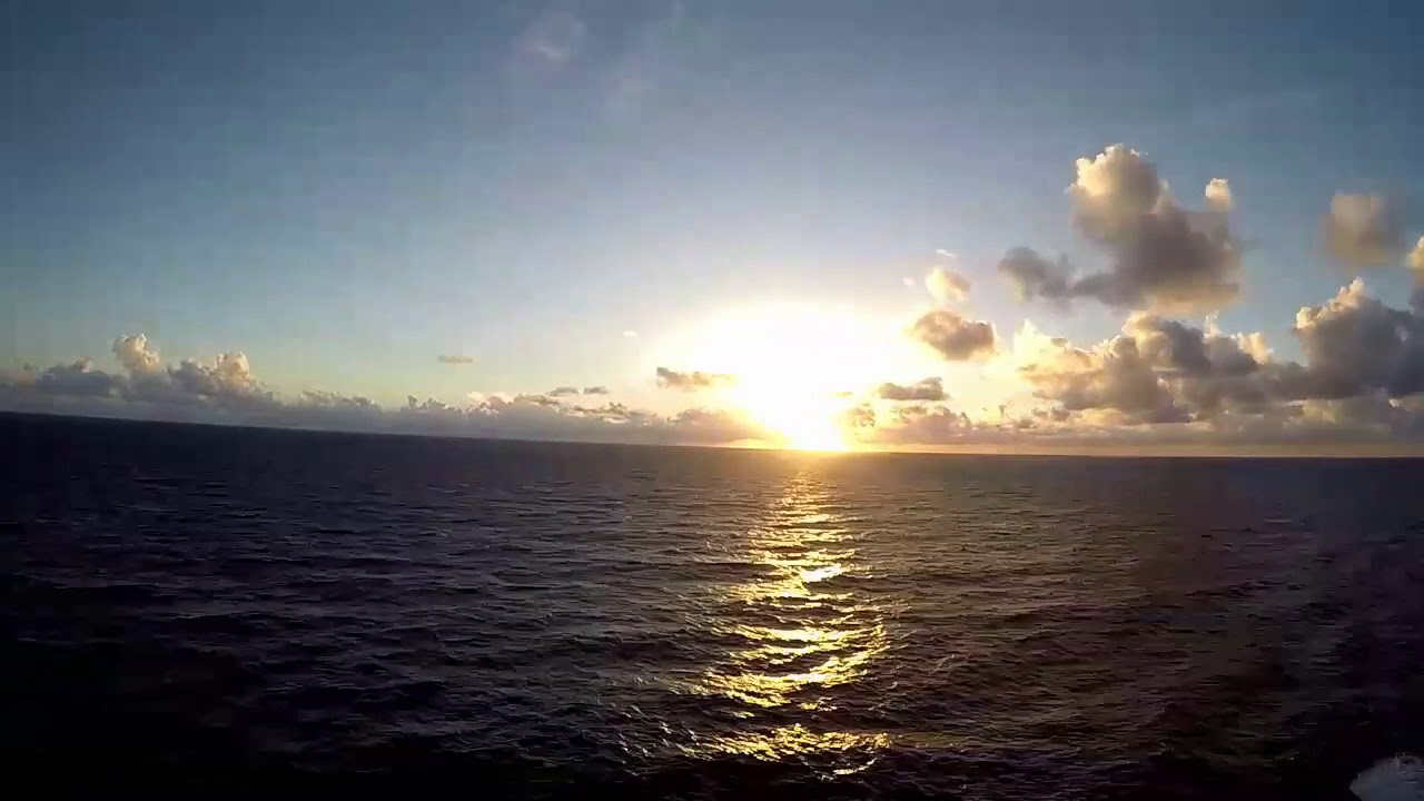 7 days at sea : time lapse sunrise - YouTube