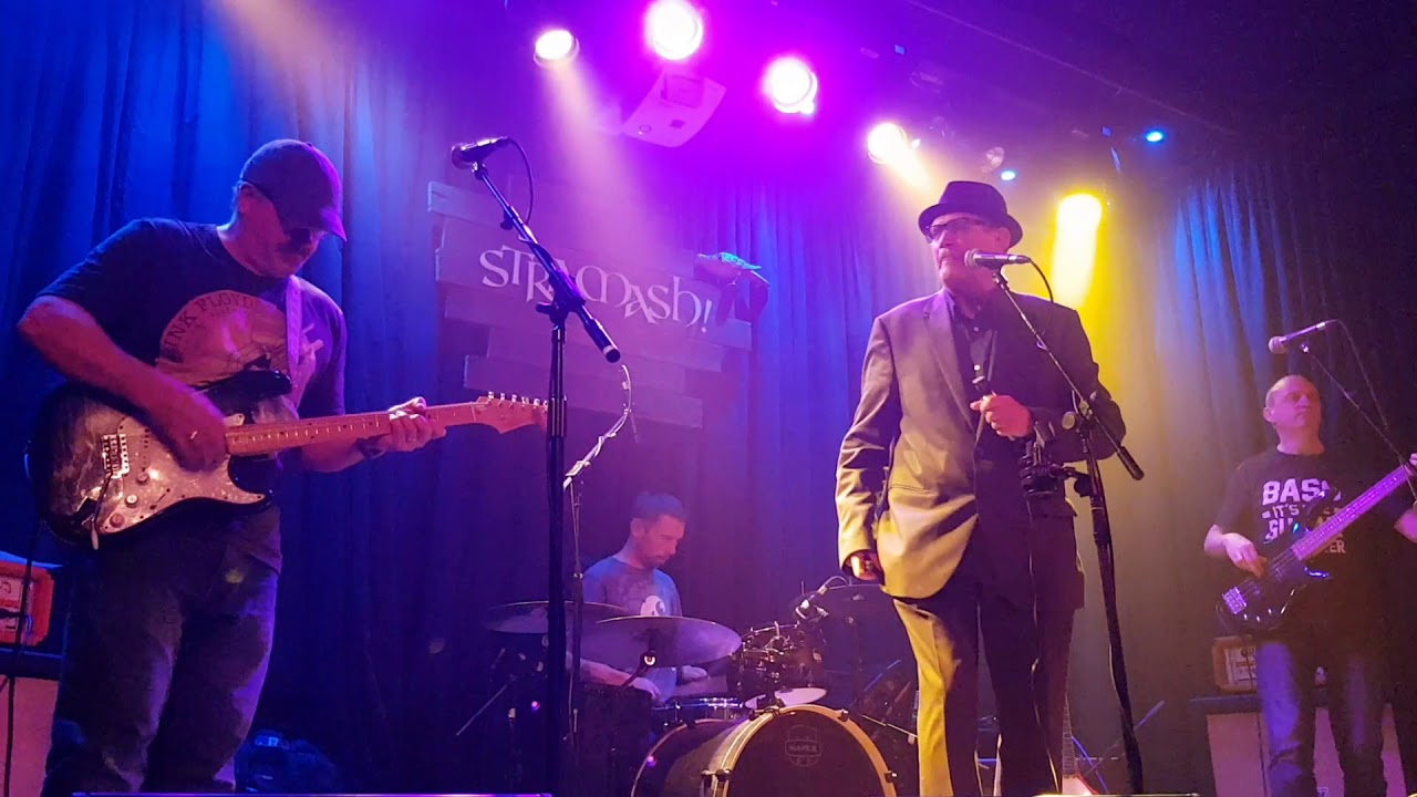 Tim Elliott and the Handsome House Jam band - 10. Going Up The Country ...