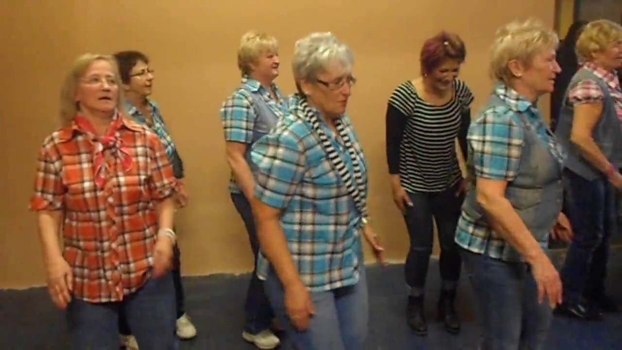 Skupina Fernetic - Country Ladies - YouTube