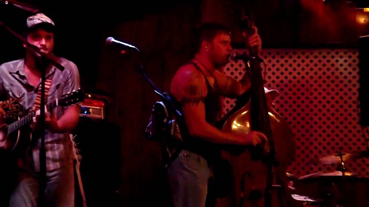 Dread Clampitt ~ Ain't Gonna Worry~ - YouTube