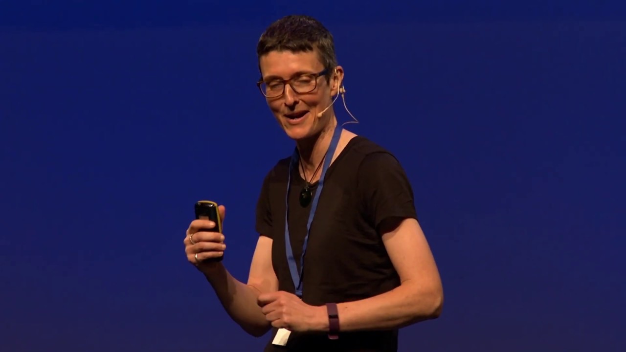 Alex Sims from the University of Auckland speaks at Blockworks 2018 ...