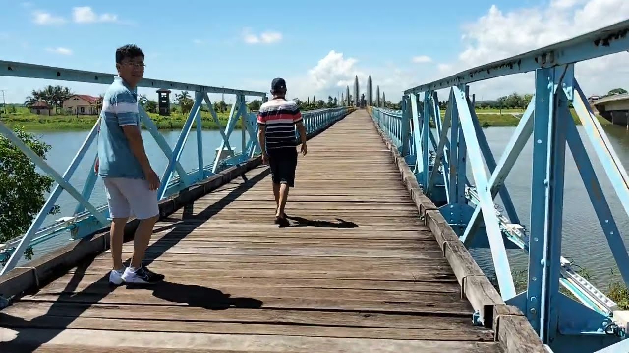 Vĩ tuyến 17 Cầu Hiền Lương - Quãng Trị // 17th parallel in Vietnam ...