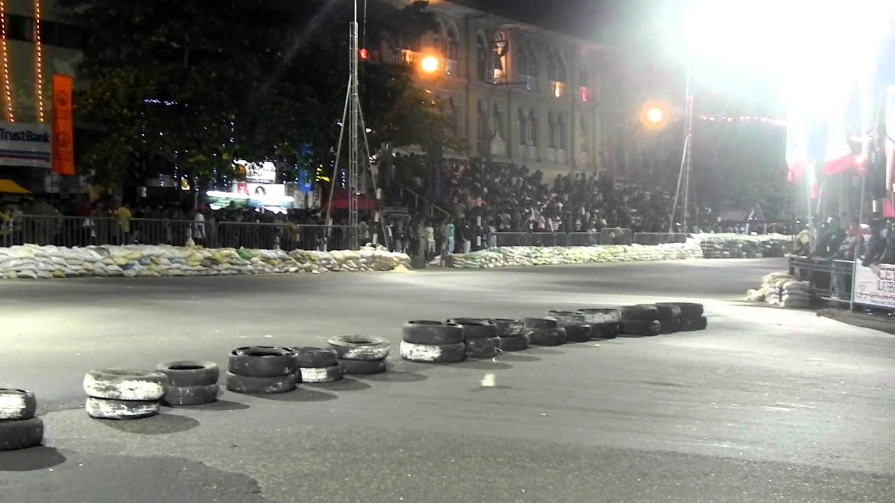 Moments of Colombo Night Races By Whatsupcolombo.lk 4.0 - YouTube