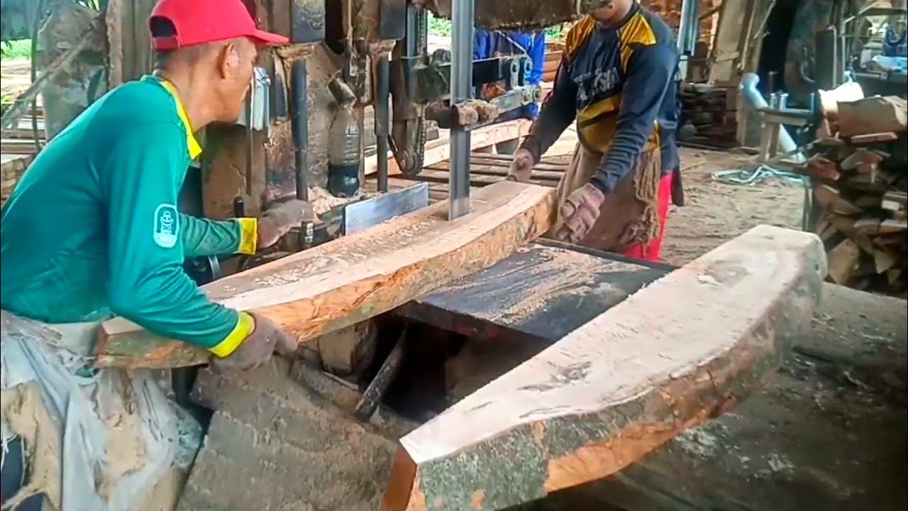 Bengkok" Penggergajian kayu rambutan - YouTube