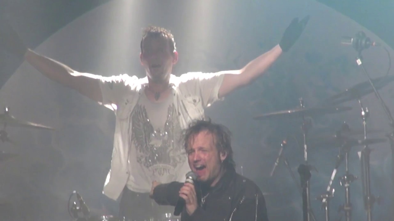 Felix Bohnke Drum Solo - Barcelona - Edguy 19/10/2014 - YouTube