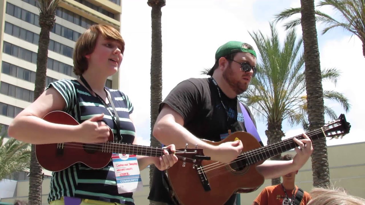 Paper Towns - Whisper Sands - Vidcon 2013 - YouTube