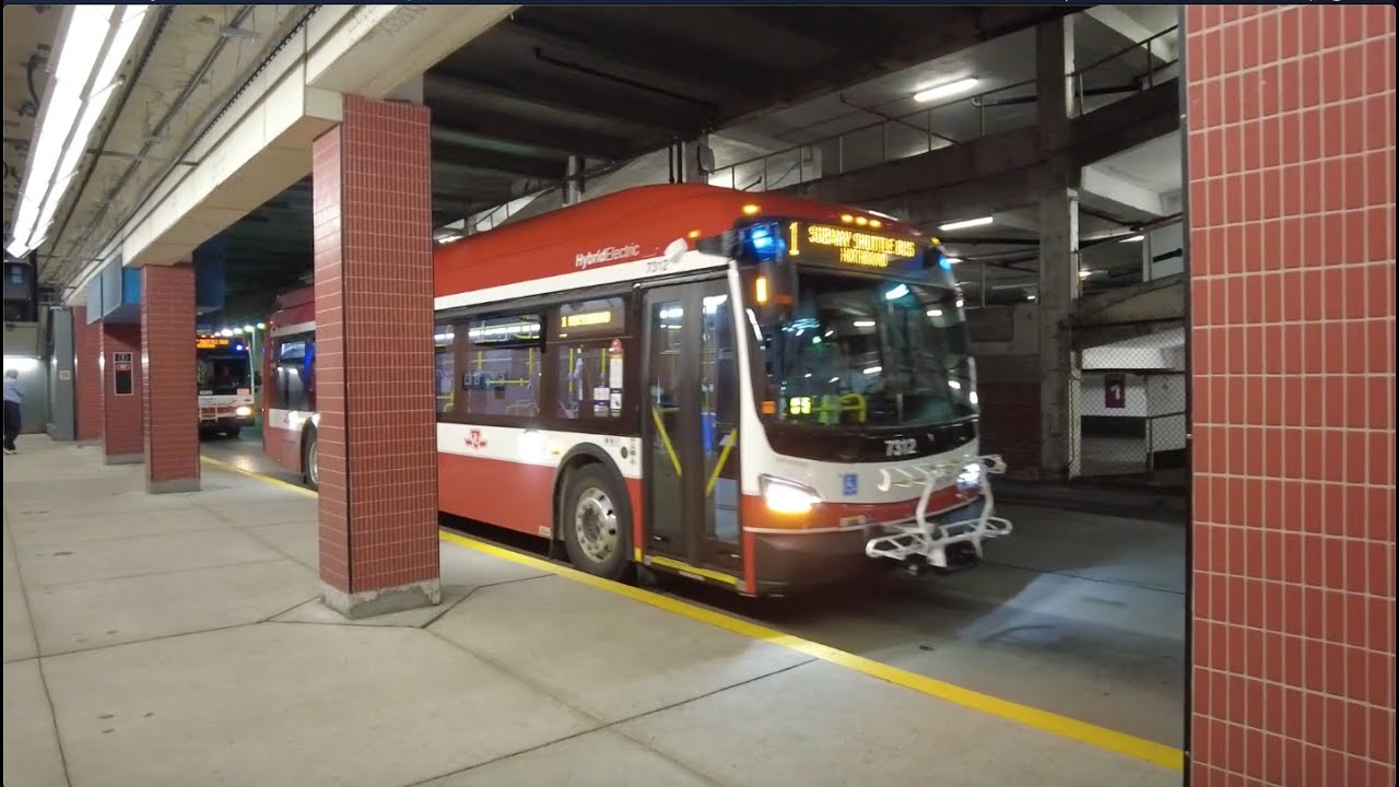 TTC Line 1 Shuttle Bus Ride #7312 from St.Clair Stn to Sheppard-Yonge ...