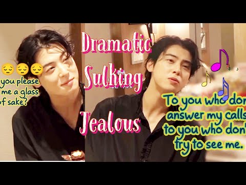 ChaEunWoo Sulking at Yoon Sanha, WHY? Super Dramatic - YouTube