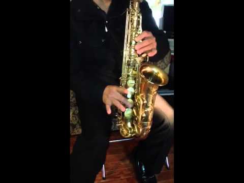Escala de sol mayor para sax alto - YouTube